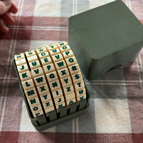 Other | Wordle Companion Spinning Alphabet For Solving Wordle Puzzles ...